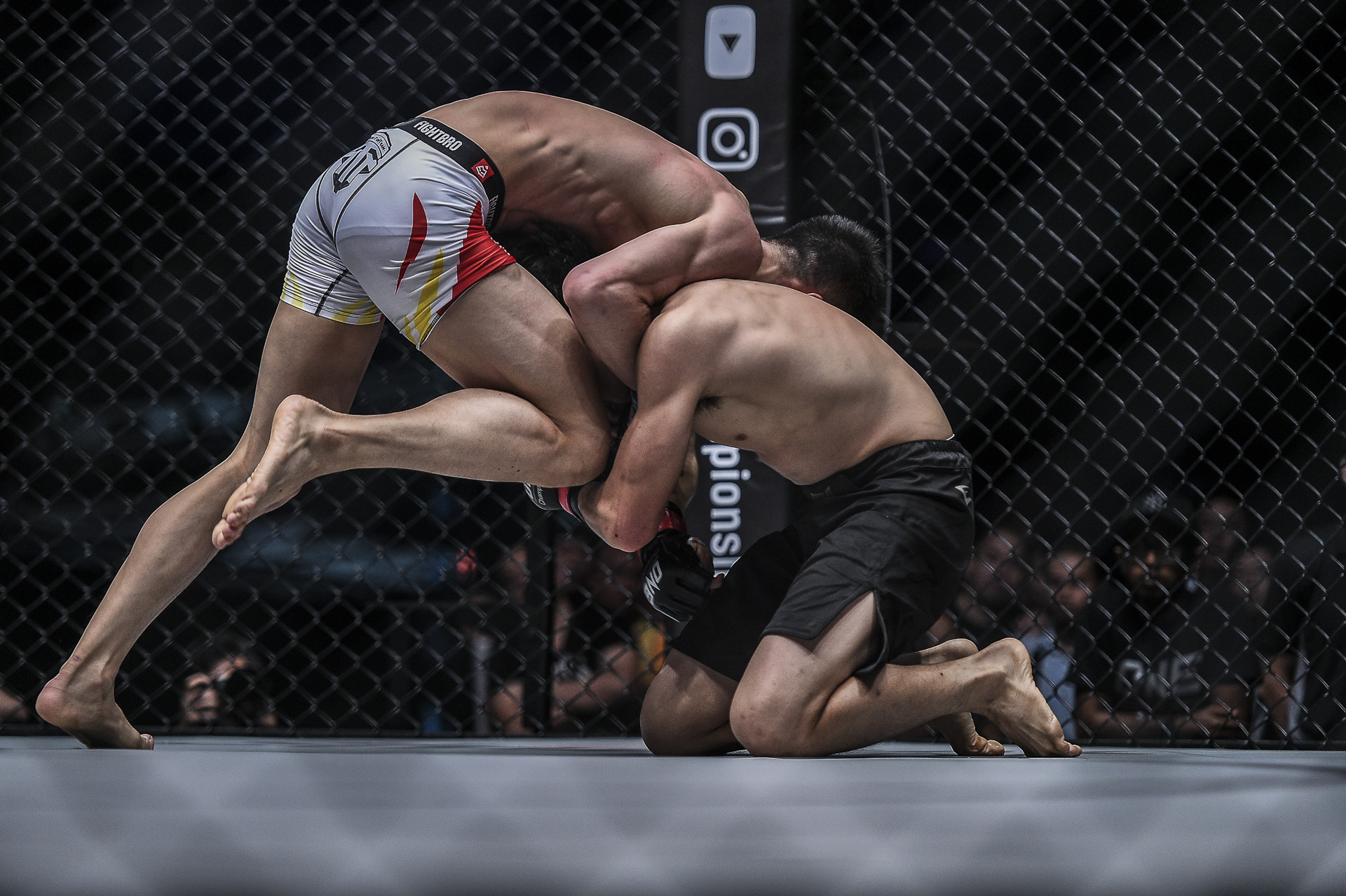 [PHOTOS] Xie Bin vs Huang Shi Hao at ‘ONE: Unstoppable Dreams’ in ...