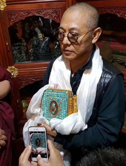 Jet Li’s photos in Tibet temple go viral; Martial artist battles ...