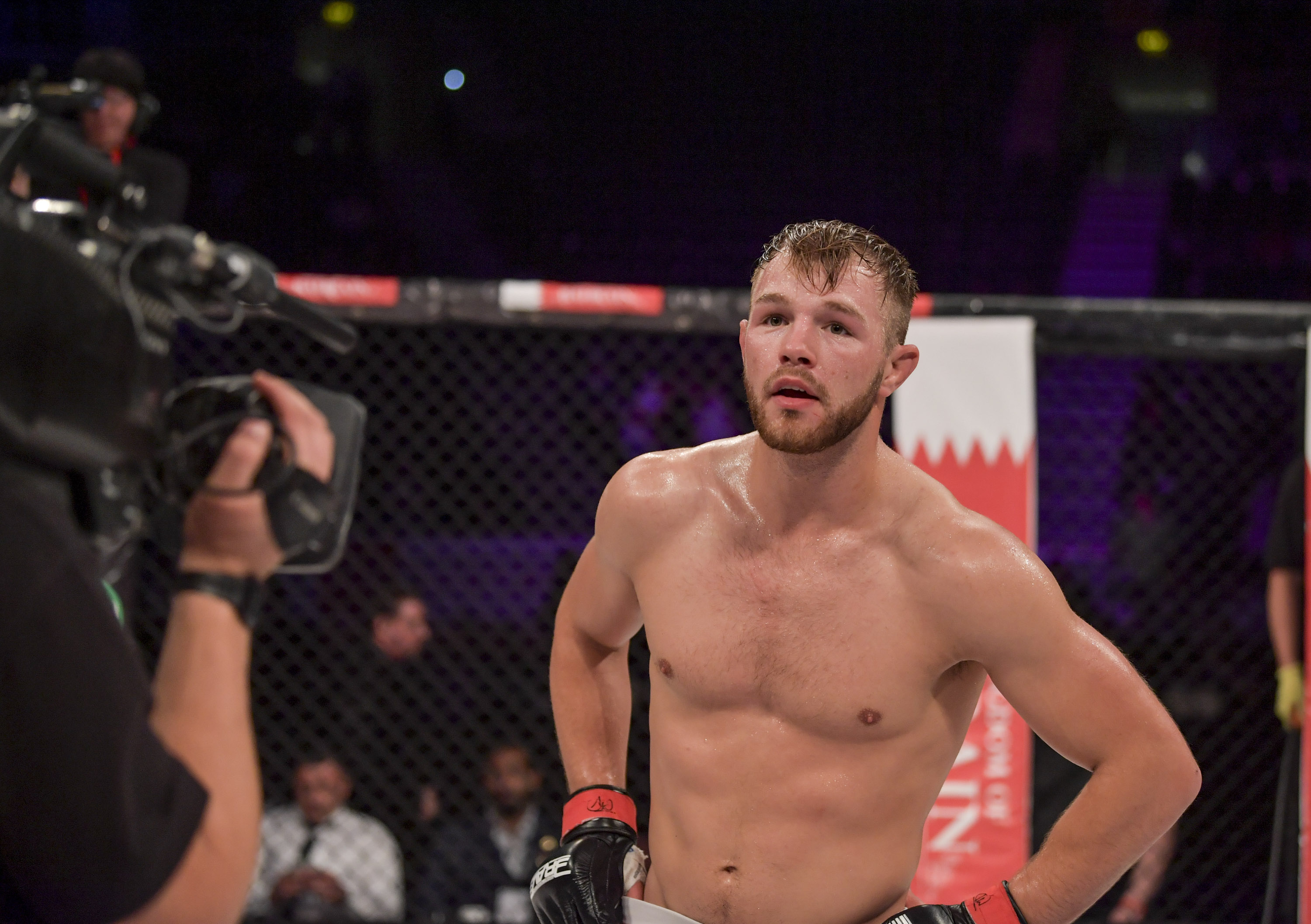 [PHOTOS] Benjamin Bennett vs Sebastian Kozok at ‘Brave 13: Europe ...