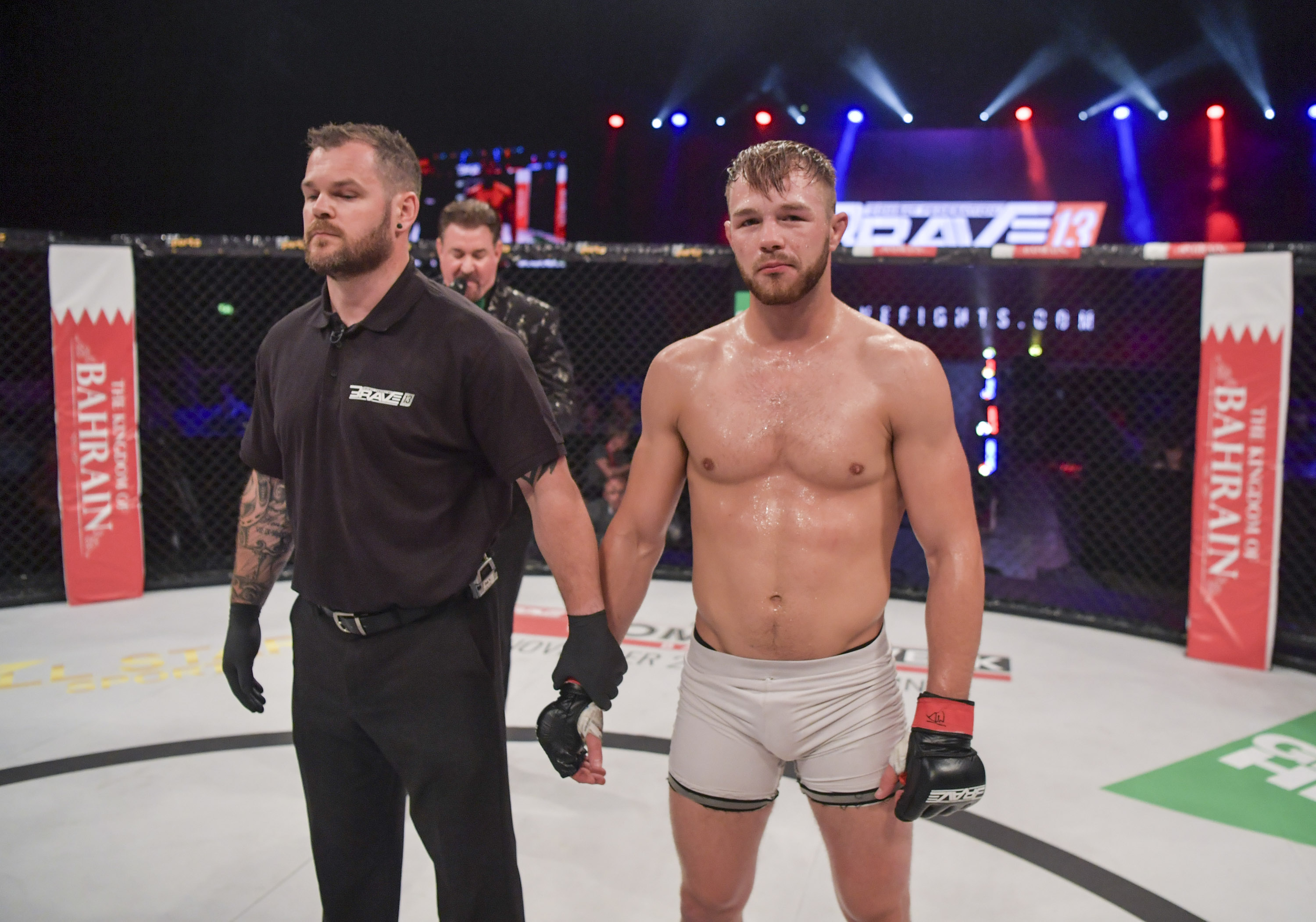 [PHOTOS] Benjamin Bennett vs Sebastian Kozok at ‘Brave 13: Europe ...