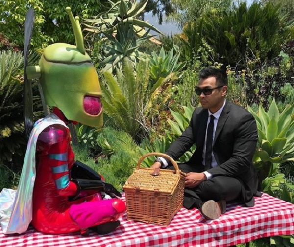 ‘The Masked Singer’ guesses: The Alien is Bella Hadid, Latoya Jackson ...