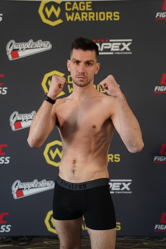 Scotland’s Aidan Stephen earns 3rd Cage Warriors win, knocks out ...