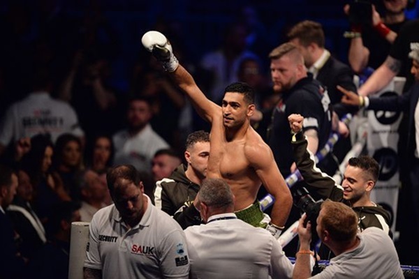 Shoaib Yousaf trains with Amir Khan before ‘BRAVE CF 40’ bout with ...