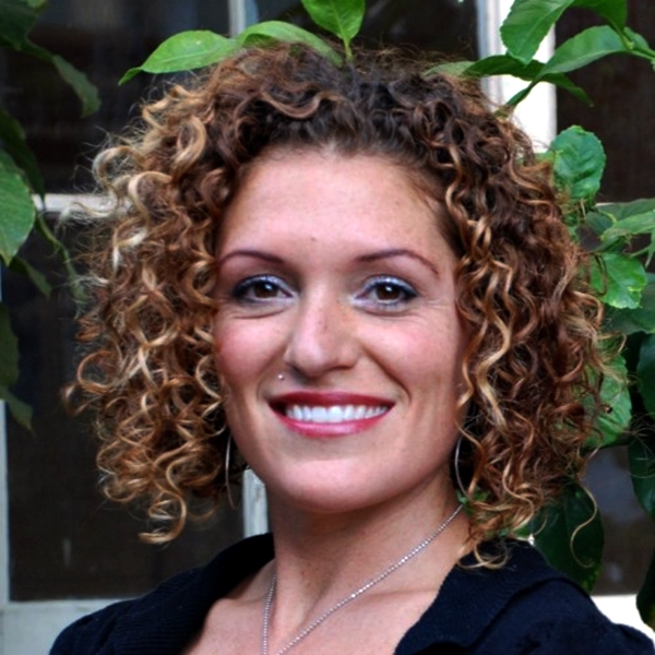 Juli Mazi biography: 13 things about naturopathic doctor from Napa ...