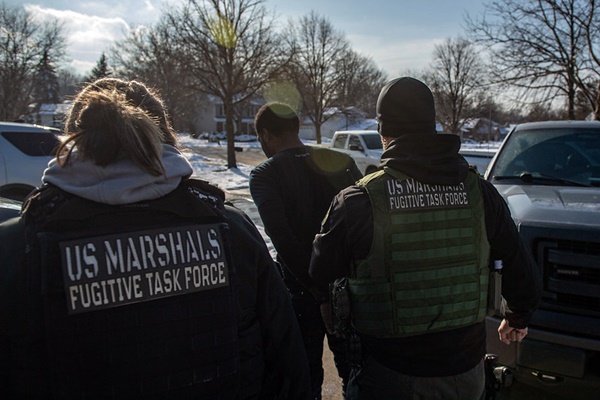 US Marshals arrest 833 fugitives in Albuquerque, Buffalo, Cleveland, 7 ...